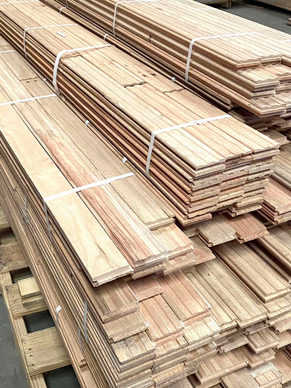 Wood Surfacing, Sanding, Planing, and Woodworking Services in Hiawatha ...